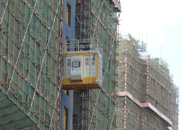 Quality Intelligent VFC Motor Control SC200/200 Building Construction Lift for sale