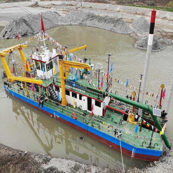 Quality Diesel Engine Sand Cutter Suction Dredger for River Mud Dredging Depth 0.5 Meter for sale
