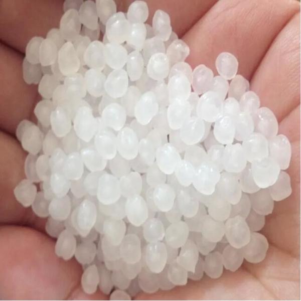 Quality Chemicals Moisture Resistant HDPE Granules Chips Injection Grade for sale