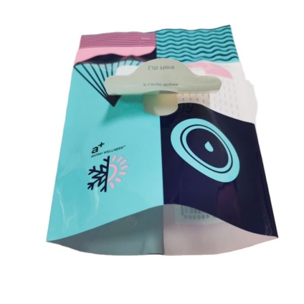 Quality Wet Paper Sticker Pouch Baby Clean Moist Towelette Packaging Bag  Wet Tissues Package Plastic Bags for sale
