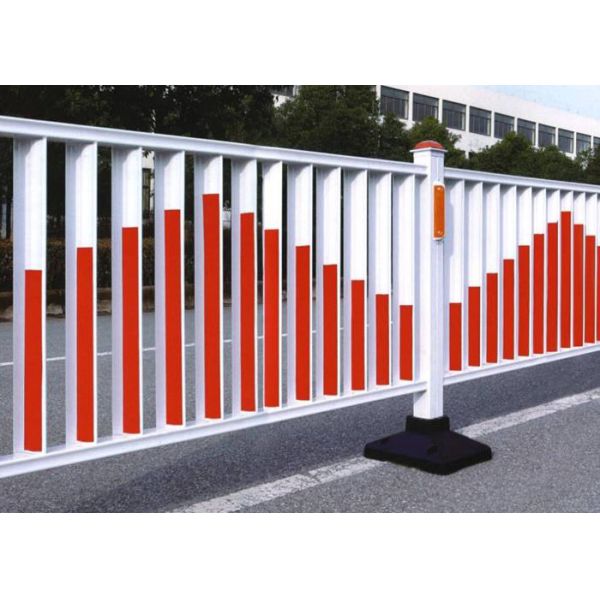 Quality PVC Coated Road Fence 0.6-2m Height Anti-UV High Visibility for sale