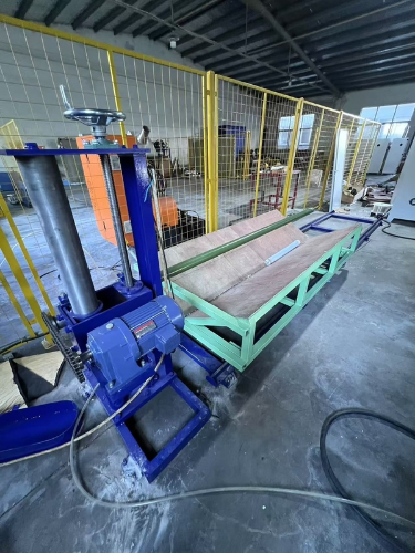 Quality Boring Machine Drilling In Center Of Foam To Allow Sponge Bar To Be Inserted For for sale