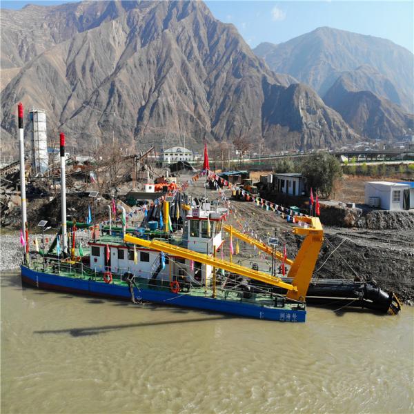 Quality 9000m3 Pump Water Flow Full Automatic Hydraulic 26inch Cutter Suction Dredger for sale
