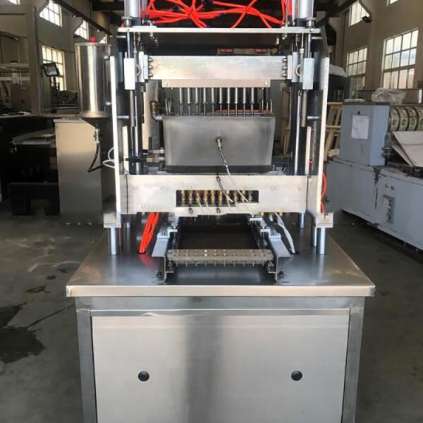 Quality Pattern candy cutting and candy ball forming machine for sale