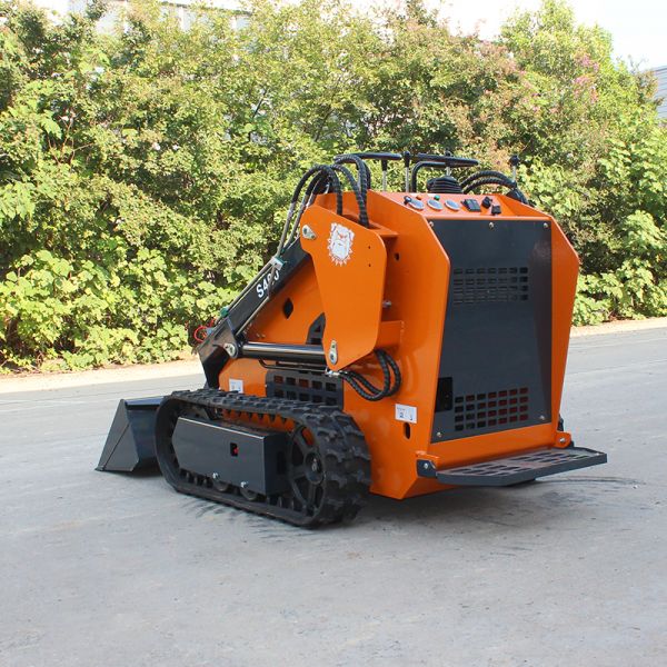Quality China Track Wheel CE/EPA Mini Skid Steer Loader With Bucket Trencher Rotary Plow for sale