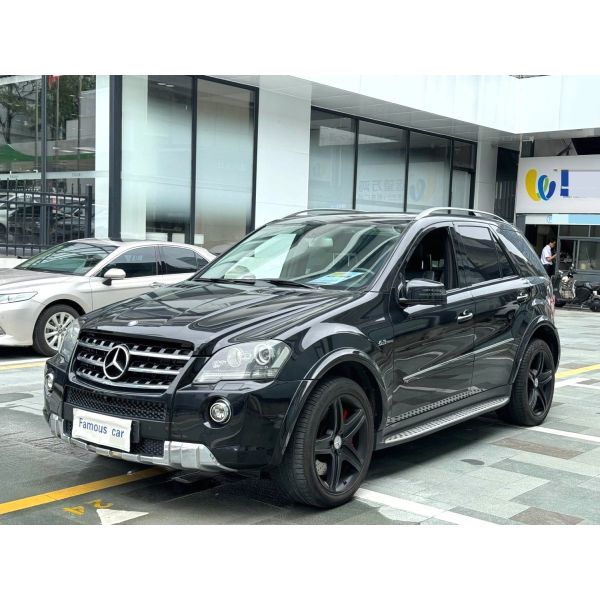 Quality 2011 Mercedes-Benz ML 63 AMG with 6.2L V8 Engine Automatic Transmission and Black Exterior for sale