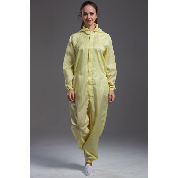 Quality Unisex ESD Anti Static Jumpsuit Dust Free Lightweight For Semiconductor Industry for sale