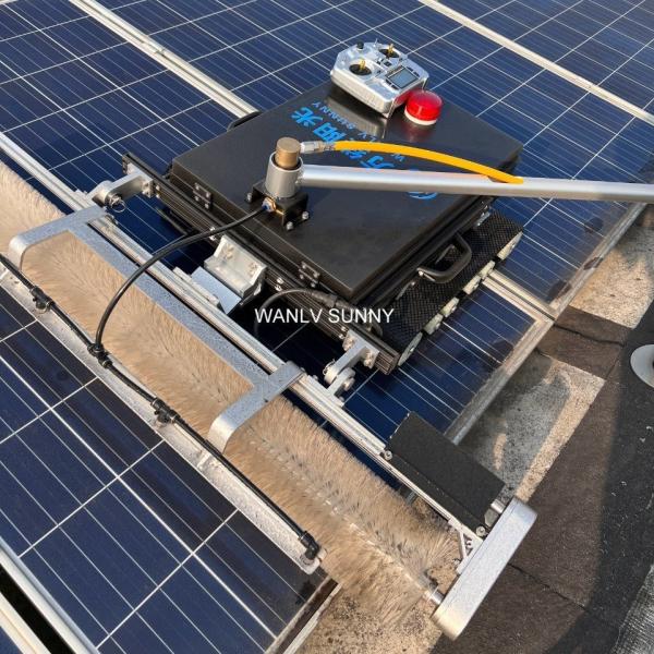 Quality Customized Request Good Automatic Solar Panel Cleaning Robot for Floating Solar for sale
