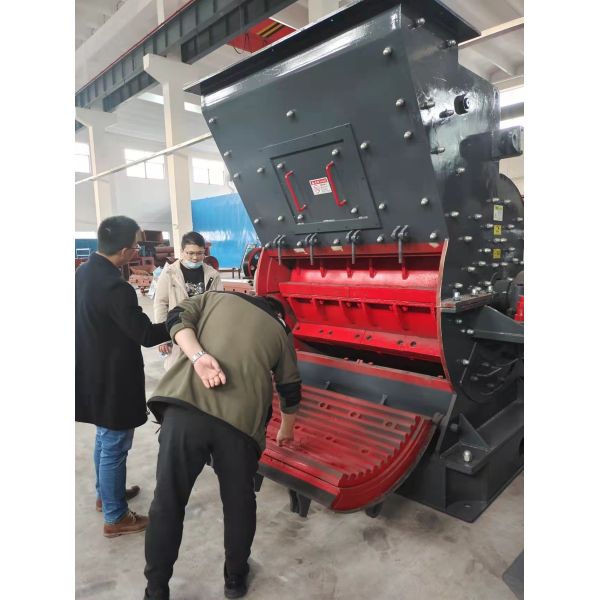 Quality 2024 Direct PC Coarse Powder Hammer Mill with Under Technical Guidance Installation for sale