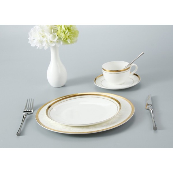 Quality No Cadmium Bone China Dinnerware Set for sale