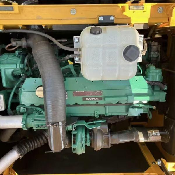 Quality Heavy Duty Used Volvo Excavator EC300 Digging Machine With Robust Engine for sale