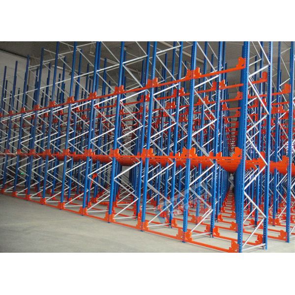 Quality Q235 Q345 Steel Pallet Racks Radio Shuttle Racking Optimizing Space Networking Control for sale