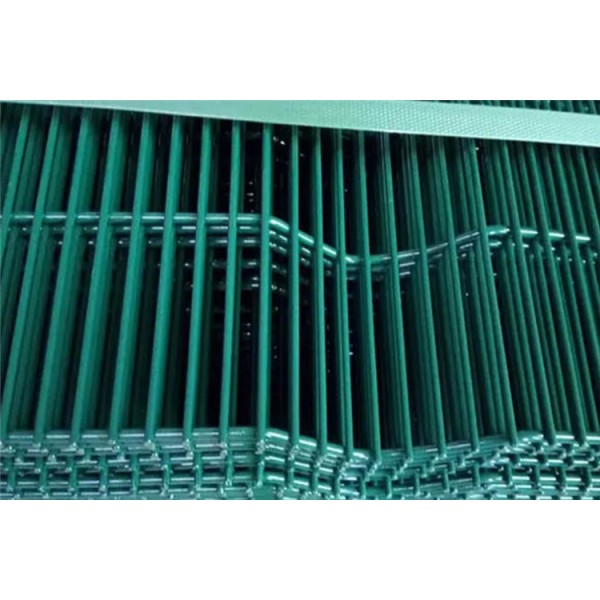 Quality V Profiled Welded Mesh Fencing 50x50mm 50x100mm 3D Curved Fence for sale