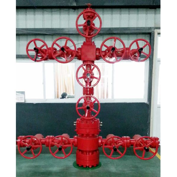 Oil Gas Field Forging Wellhead Equipment Wellhead Xmas Tree from China ...