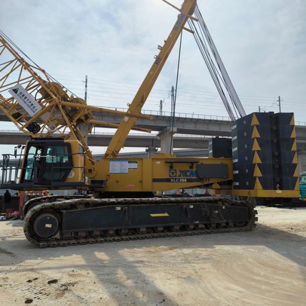 Quality XLC260 Construction Crawler Tower Crane 260T  Giant Crawler Cranes 60 km/h for sale