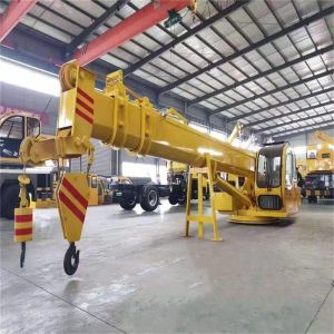 Quality Fixed Marine Offshore Small Marine Crane Harbor Ship Deck Crane for sale