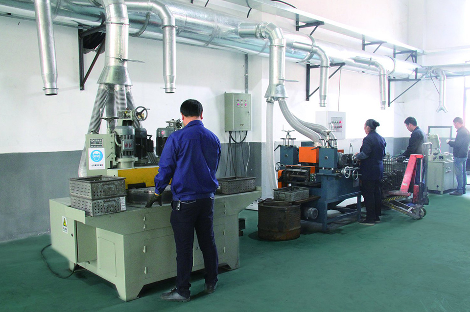 TAKUMI spark plug quality inspection