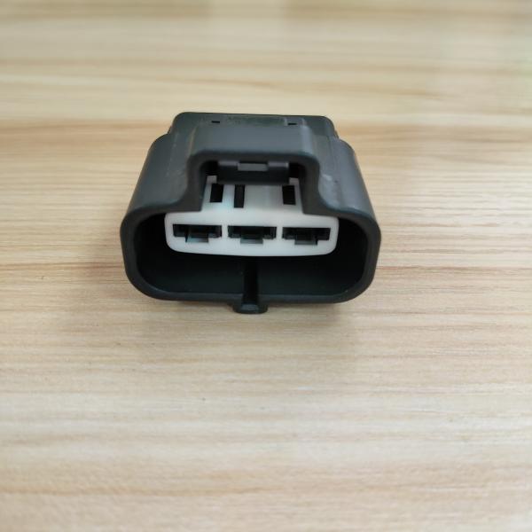 Quality Sumitomo 6189-0165 Waterproof Auto Wire Connectors For Electric Engine System for sale
