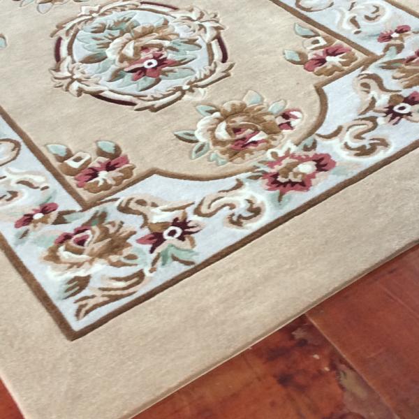 Quality Home Handmade Tufting White Color Carpet and Rug with Custom Design from Wool for sale