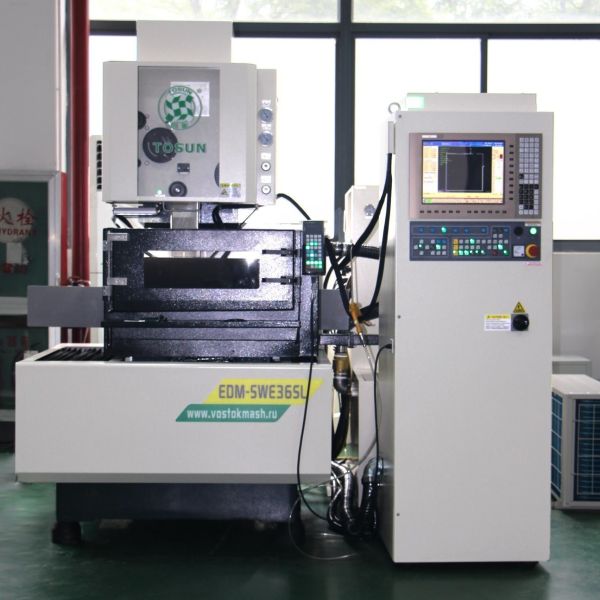 Quality Precision Submerge CNC Machine Brass Wire Cut EDM Swe85SL for sale