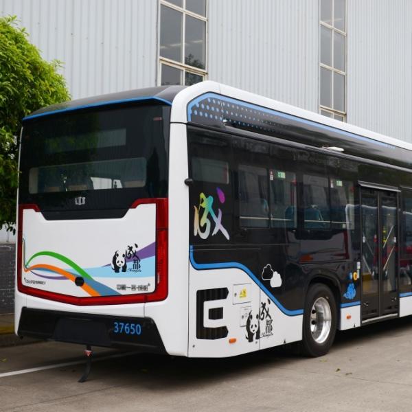 Quality 12M Low Entrance Battery Electric Bus Driving Range 280km-650km for sale