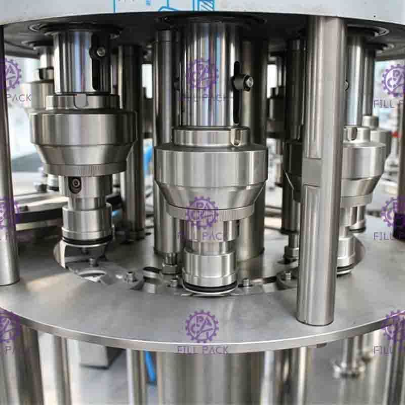 Quality 4 In 1 Plastic Bottle Liquid Filler Machine PLC Control With Touch Screen for sale