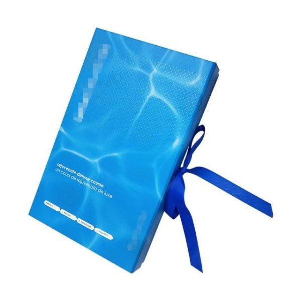 Quality Folded Magnetic Luxury Gift Boxes Hot Stamping Pattern Paper Material ROSH for sale
