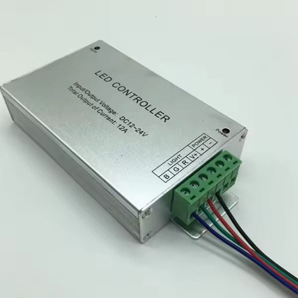 Quality Dc Input Port Rgb Led Controller Controlled By 24Key Remote Control Unit for sale