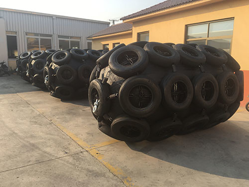Quality Integral Winding Rubber Fender Inflatable Boat Buoy Explosion Proof for sale