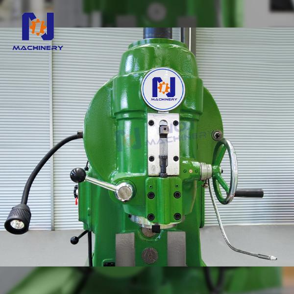 Quality XA5032 Manual Milling Machine Knee Type Metal Automatic Feed Vertical Mill for sale