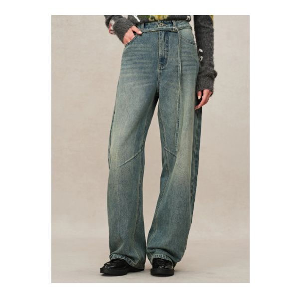 Quality High-waisted, curved blade-style cut with unique side seam and knee tapering for sale