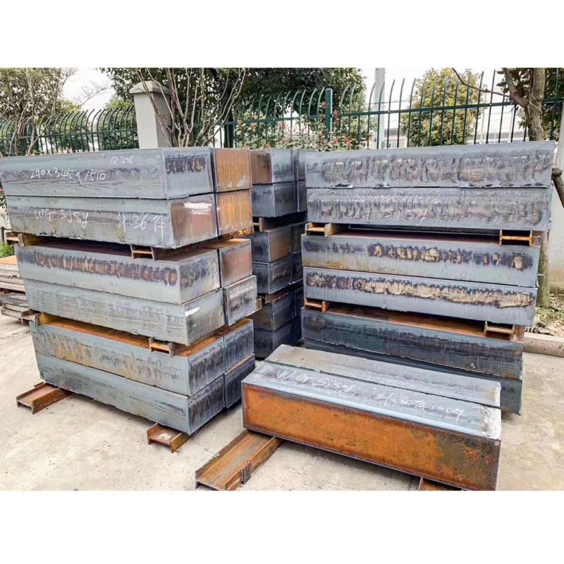 Premium Hot Rolled Steel Plate for Construction and Manufacturing