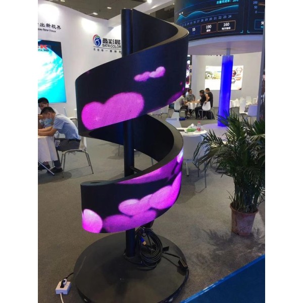 Quality Lionled P2.5 Indoor Flexible Led Display Screen With Special Shape for sale