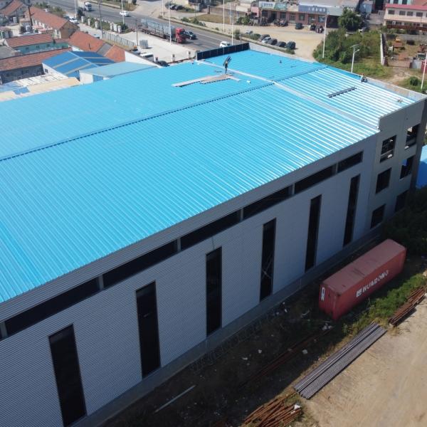 Quality Prefab Steel Workshop Structure with Skillion Roof PU Panels for sale