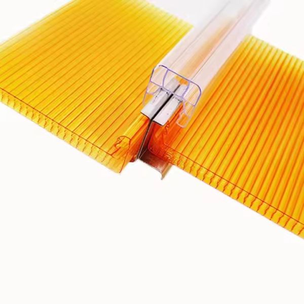 Quality 100% Virgin Material Danpalon Polycarbonate Multiwall U Locked Panel Hollow for sale