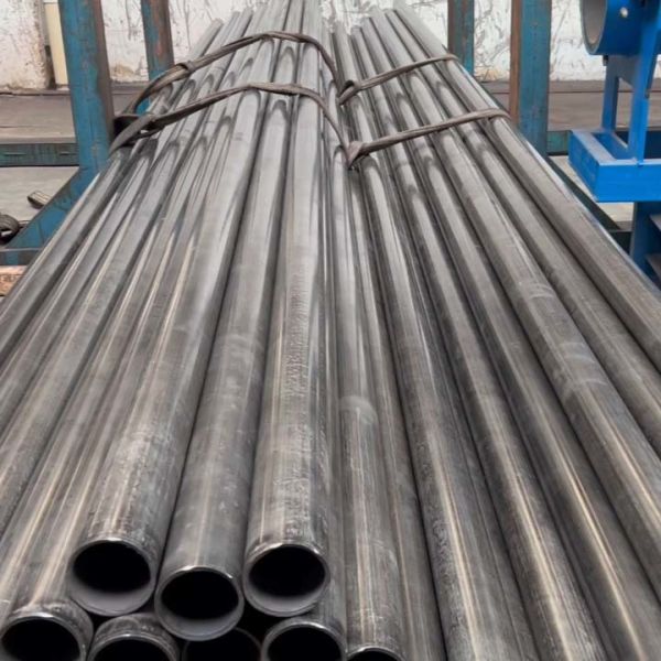 Quality AISI 4130 30CrMo Chromoly Alloy Oil Drilling Pipe with High-Temperature Resistance and Corrosion Resistant Heavy-Wall Steel Pipe for sale
