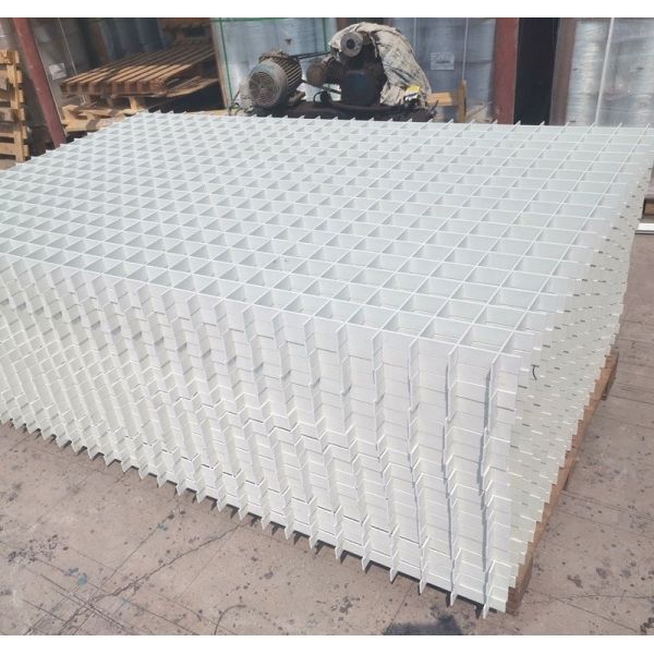 Quality Cutting Service Attractive Fiberglass Composite Grille for Fence/Ceiling/Barrier Wall for sale