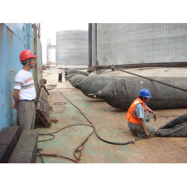 Quality Black Inflatable Natural Rubber Marine Heavy Lifting Airbags for sale