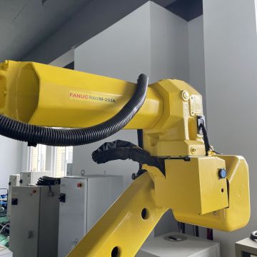 Quality 6 Axis Robotic Laser Cutting Machine Fanuc M-20iA Palletizing Robot for sale