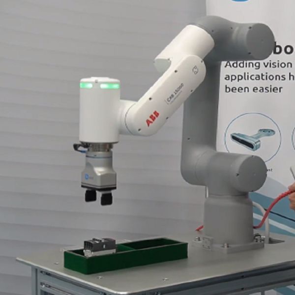 Quality ABB 6 Axis Industrial Robot With OnRobot Electric Gripper Easy Program Packing for sale