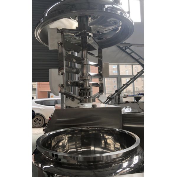 Quality 750L Toothpaste Production Equipment Emulsifying Mixer With Scraper 3500 R.P.M for sale