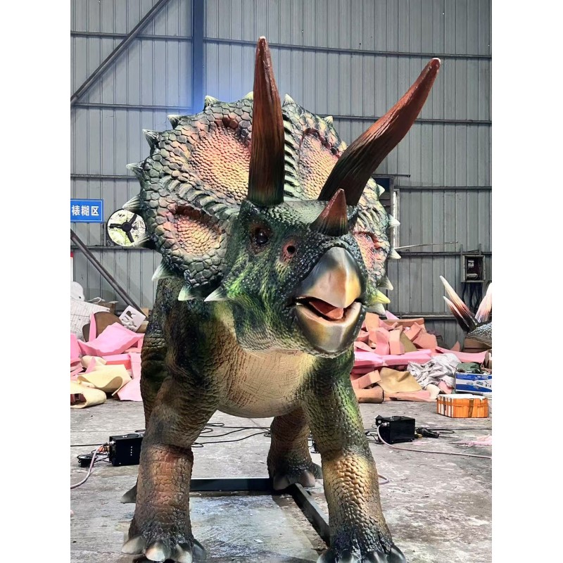 Quality Real High-quality Professional Animatronic Dinosaur Triceratops 6m Model for sale