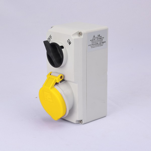 Quality 3P 16A IP44 Three Phase Interlocked Switch Socket IEC Standard for sale