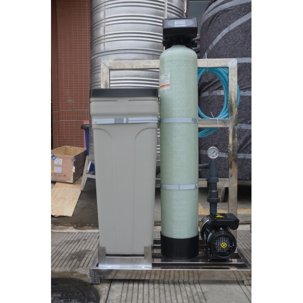 Quality Small Canature Commercial Water Softeners 220V 50HZ for sale