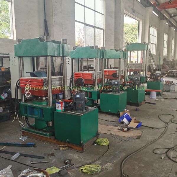 Quality Hot Press Rubber Mold Making Machine 50t 2400*2500mm for sale