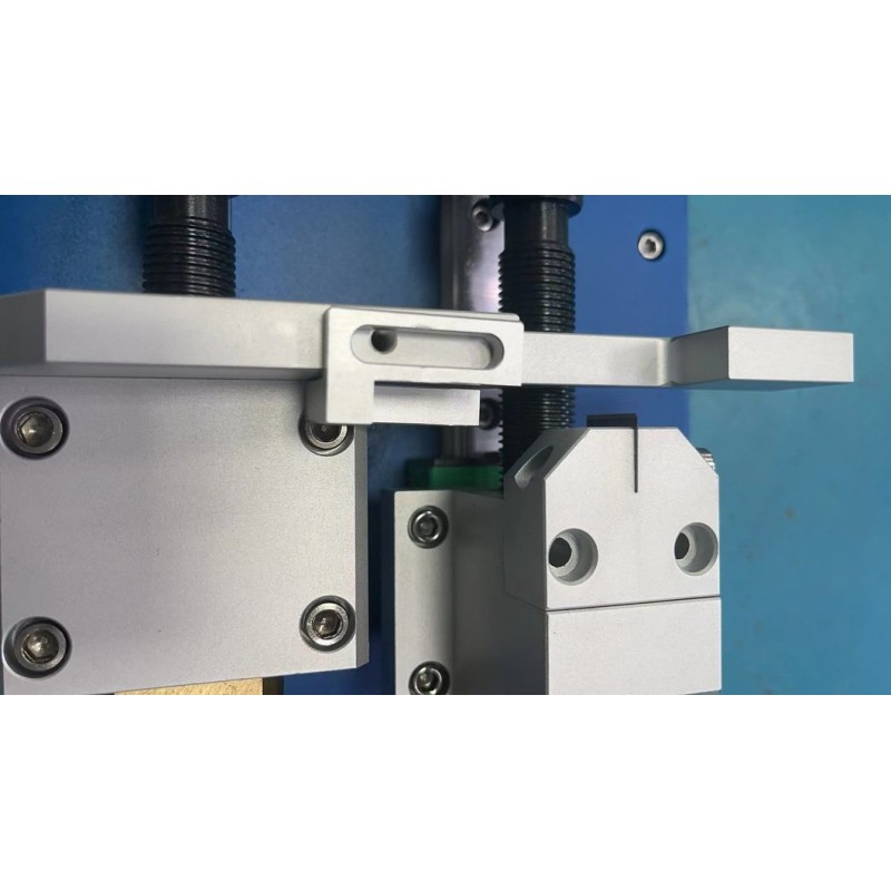 Automatic Plastic Sample Double V Notch Cutting Equipment