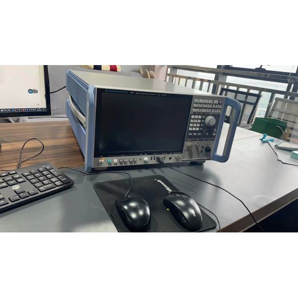 Quality 85 GHz Ultra Wideband Signal Spectrum Analyzer Rohde & Schwarz FSW85 for sale