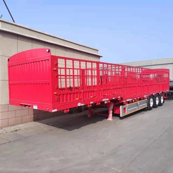 Quality 2 Axle Cattle / Horse Transportation Fence Cargo Truck Semi Trailer with Self-dumping for sale