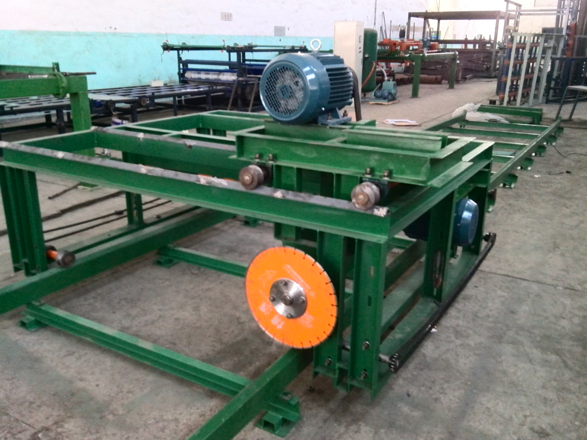 Four-sides MGO wave tile cutting machine