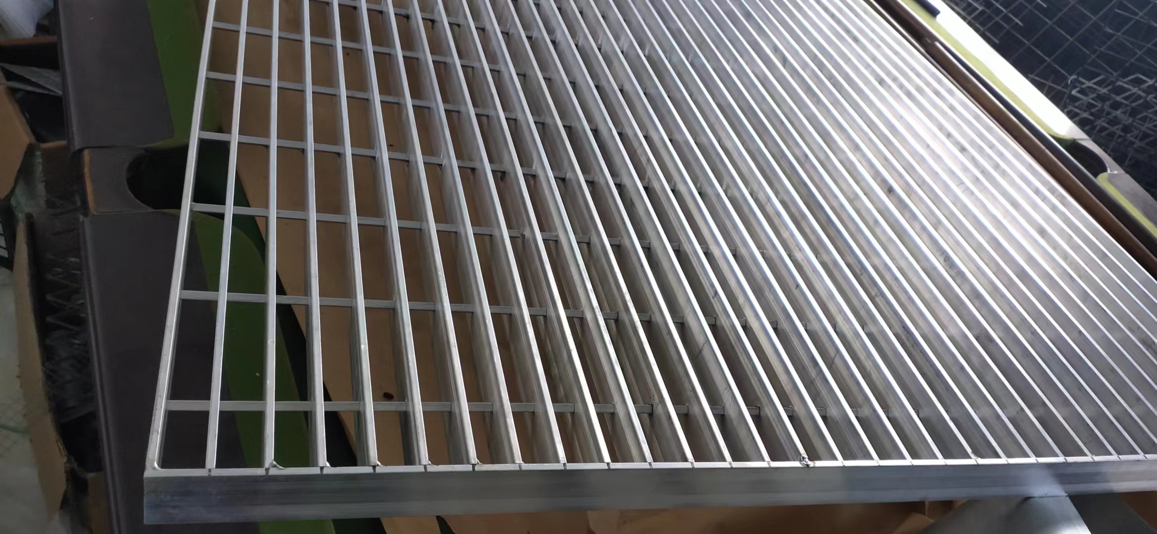 grating